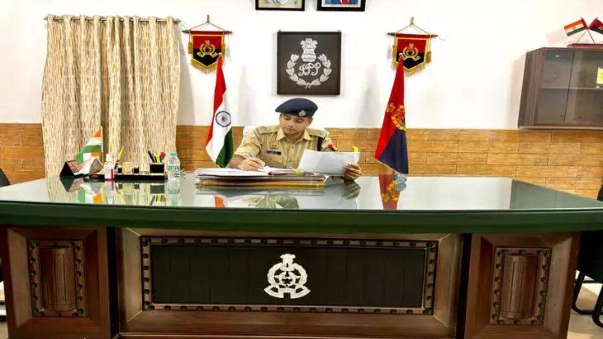The Inspiring Journey of IPS Officer Amrit Jain: A Tale of Perseverance ...