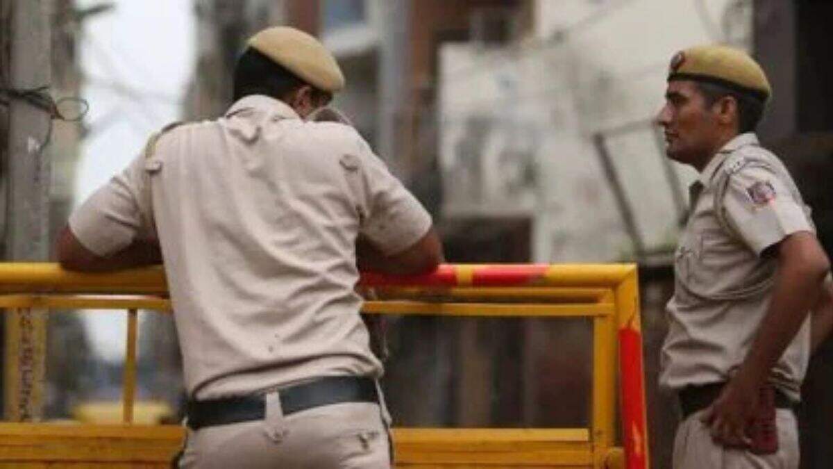 Delhi Police Raids Major Gangster Hideouts Overnight, Multiple Arrests ...