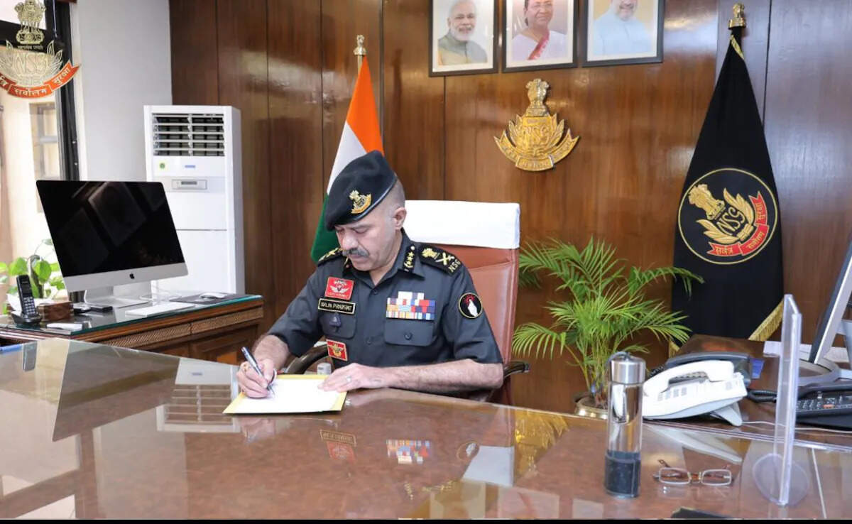 Meet IPS Nalin Prabhat - Fearless Cop Appointed As New DGP of Jammu and ...