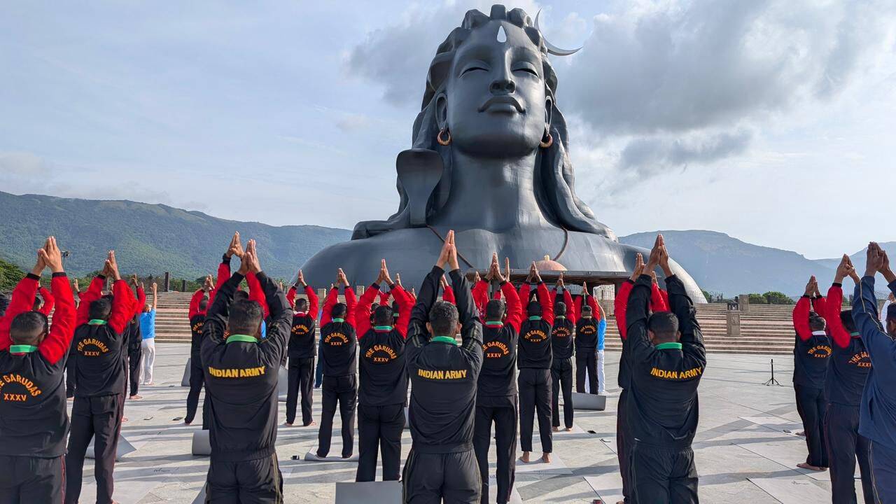 Isha Foundation Conducts 2,500+ Yoga Sessions for Defence Forces on ...